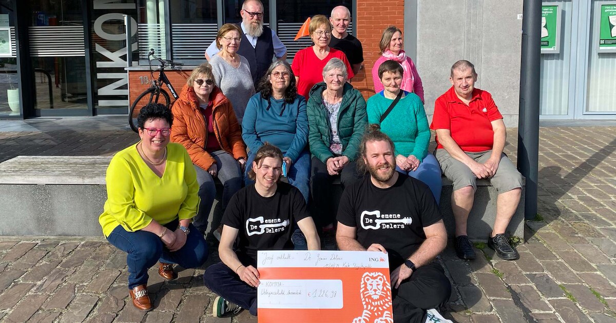 Meer dan 1200 euro voor Welzijnsschakel Komma! Kerstoptreden van De ...