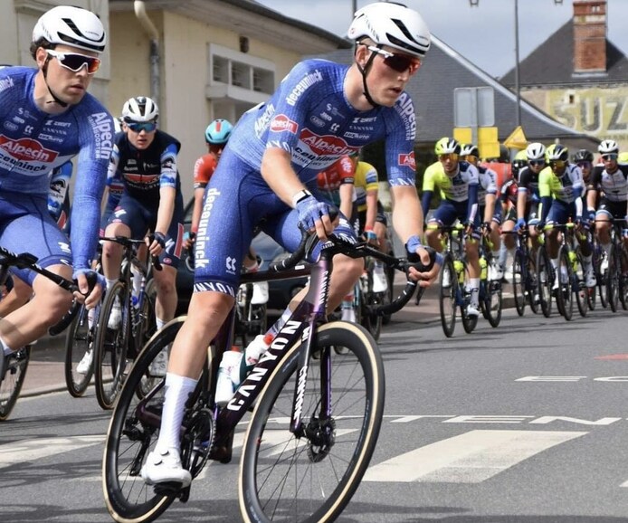 Siebe Roesems kan rekenen op zus Joni tijdens revalidatie | Sport in de ...