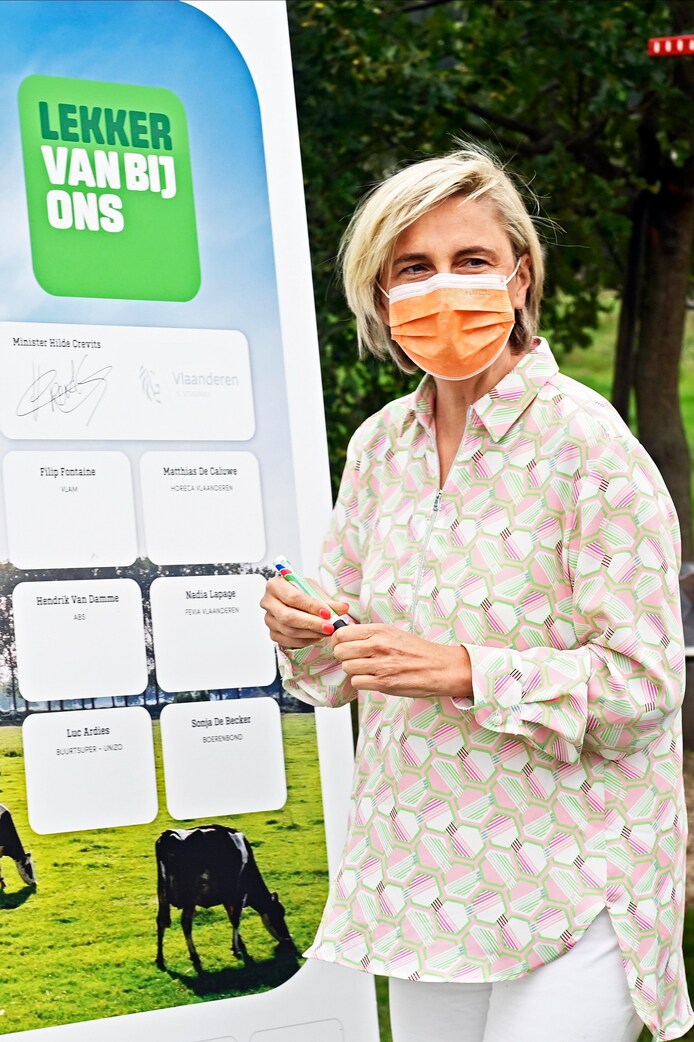 Handel, horeca en voedingssector ondertekenen charter om lokale producten te promoten: “1 ...