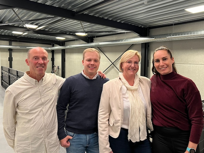 N-VA trekt met meervoudig Belgisch kampioene polsstokspringen en drie ...