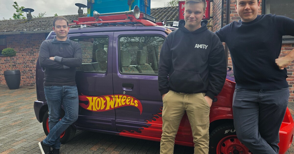 “Bij de autokeuring hebben ze eens goed gelachen”: met deze 'rammelbak ...
