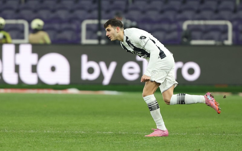 Op zoek naar speelminuten: Wout Faes trekt op huurbasis naar AS Monaco ...