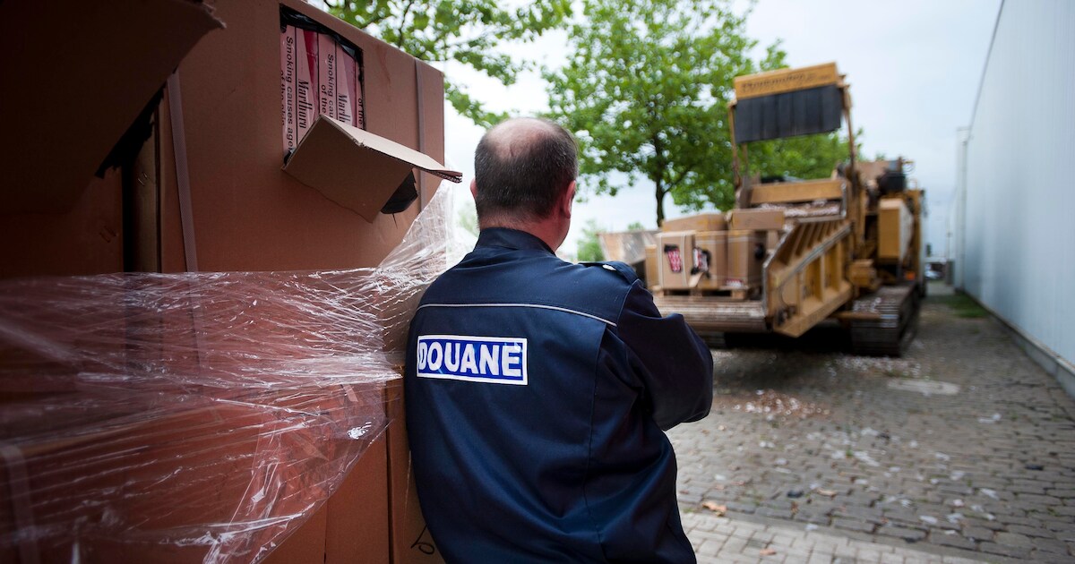 Douane neemt bijna 16 miljoen (!) namaaksigaretten in beslag: grootste ...