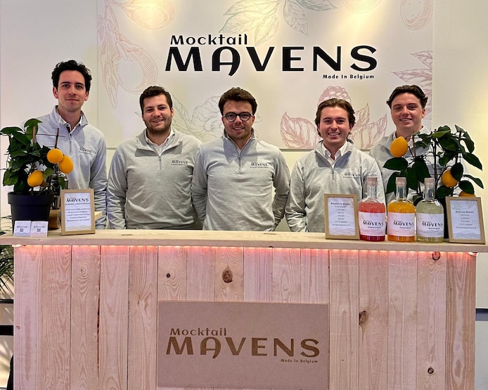 ONDERNEMERS VAN BIJ ONS. Mocktail Mavens brengt kant-en-klare mocktails ...