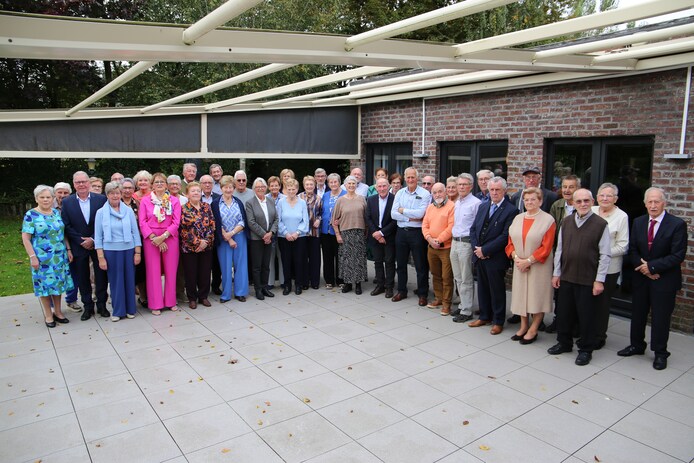 80-jarigen van Aalter vieren samen hun verjaardag in ‘t Biezemhof | Aalter | hln.be