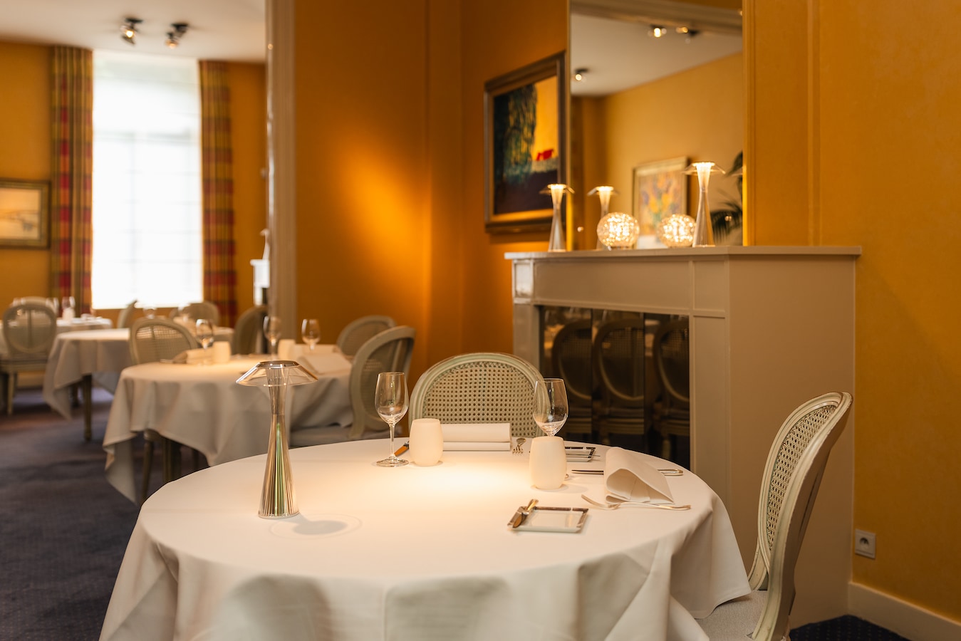 Chef Jan Van den Bon (66), die als eerste Michelinster in Gent behaalde ...