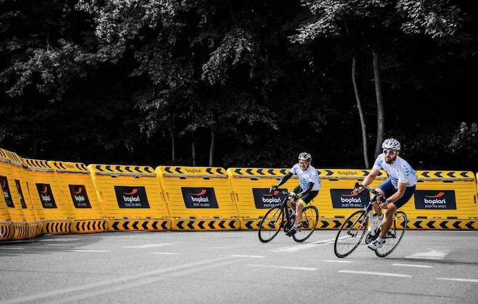 Wat is Boplan, het bedrijf dat de wielerkoers veiliger maakt: “Veel ...