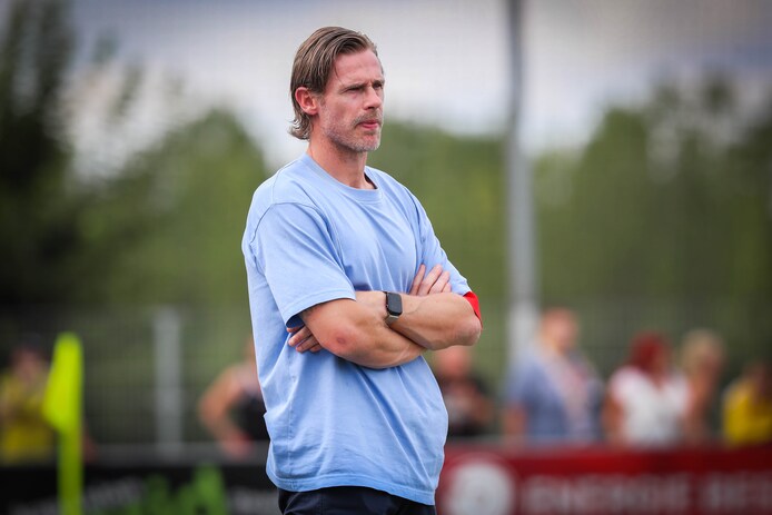 Veel nieuwe gezichten en investeringen, toch begint Lokeren-Temse als ...