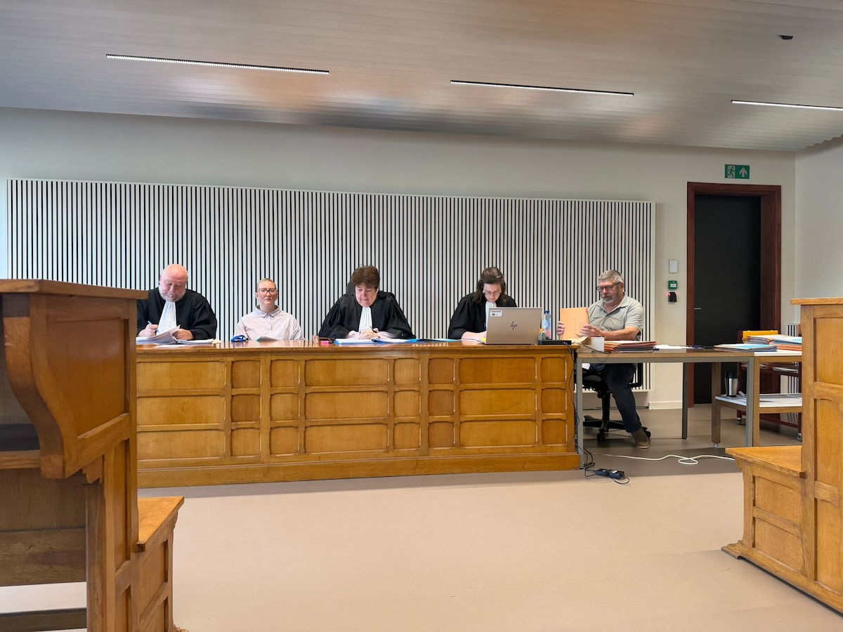 “Dat is waarom u altijd de bijsluiter leest”: bestuurder rijdt bijna ...