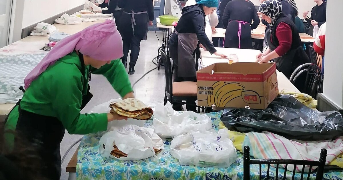 Pizzaverkoop levert 20.880 euro op voor slachtoffers aardbeving | Diest ...