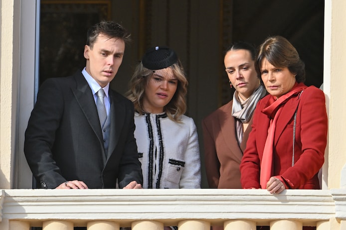 Notoir fuifbeest prinses Stéphanie (60) heeft wilde haren verloren: “Ik ...