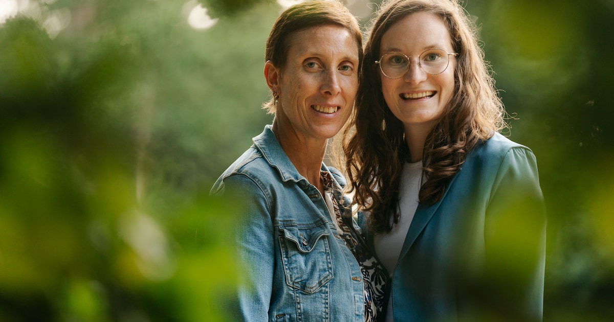 Isabelle (49) en dochter Lune (24) vechten elke dag tegen vermoeidheid ...