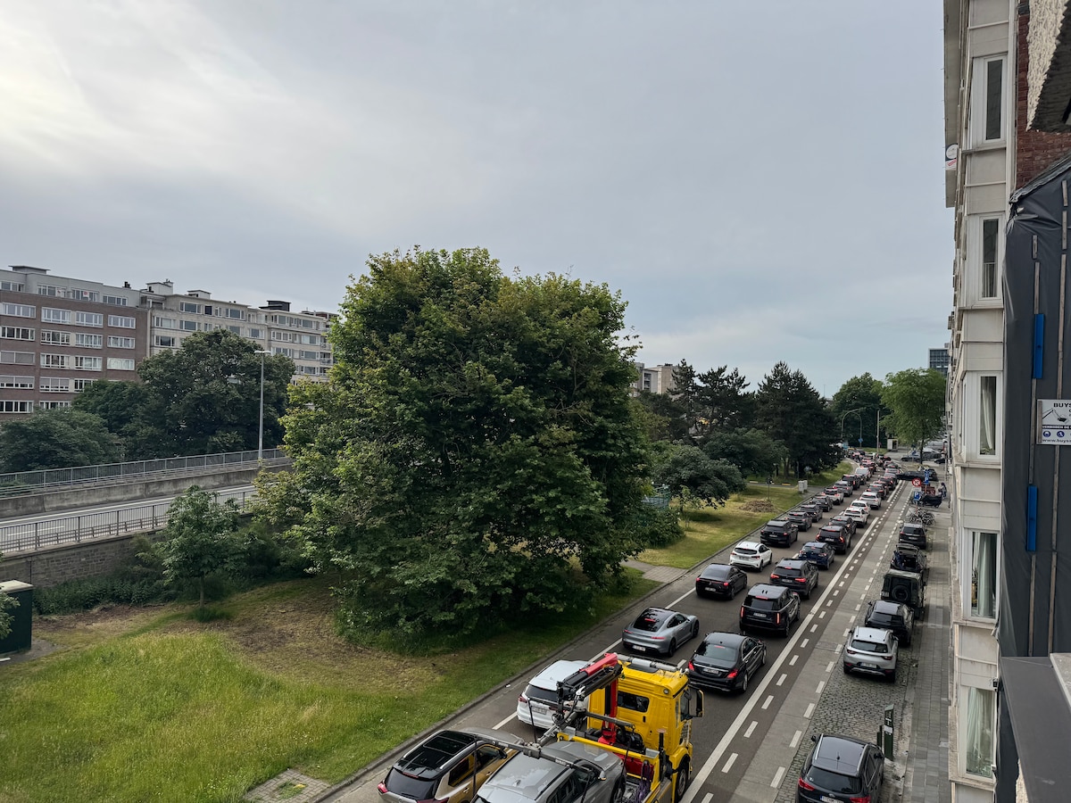 Tot tientallen minuten vertraging in Gent: afsluiting van B401-viaduct ...