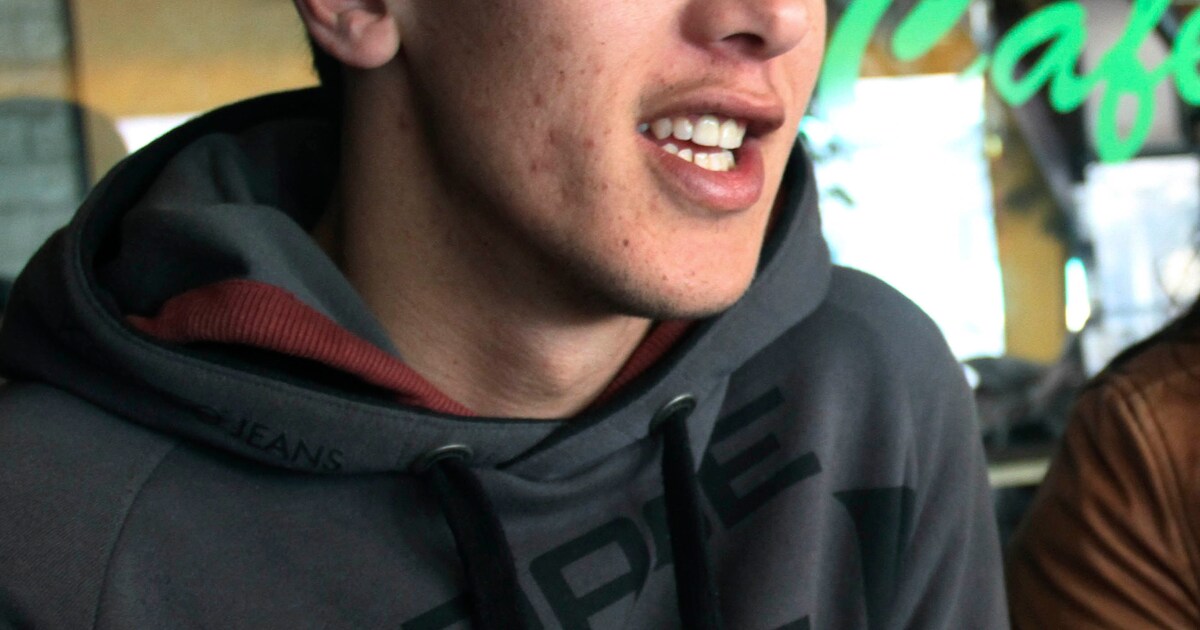 Marokkaanse rapper start hongerstaking in cel | Buitenland | HLN.be