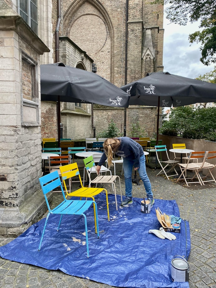 Het kleurrijkste terras van Brugge is niet meer: uitbaatster La Casita ...