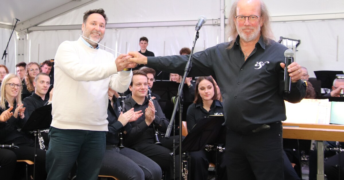 Dirigent Peter Valck (62) zwaait af na 40 jaar: “Emotioneel, maar ...