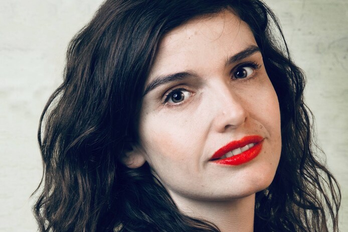 Nele Van den Broeck gidst schrijfliefhebbers: “Hoe maak je van ...