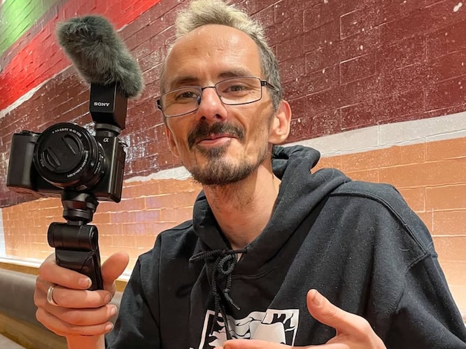 “Rusland telt zijn doden niet, maar wel zijn geld”: Zelensky pleit in ...