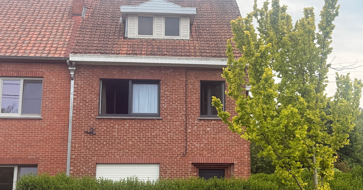 Woning onbewoonbaar na hevige brand in de Aspergerijstraat in Genk ...
