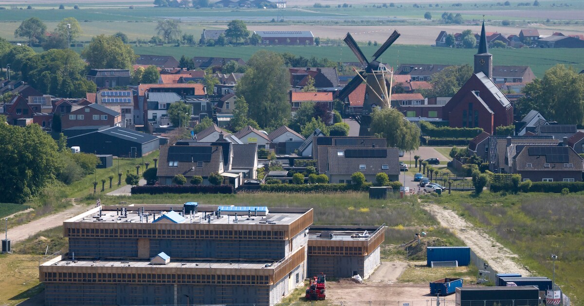Oplevering mfa Hoek pas begin 2027: ‘Dit is een hele teleurstelling ...