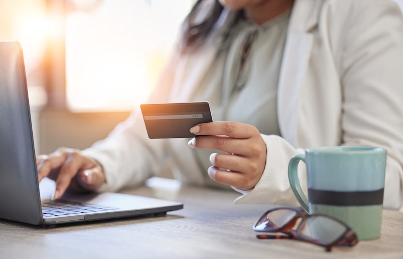 Kan je zomaar 30.000 euro overschrijven? Deze limieten gelden op online ...