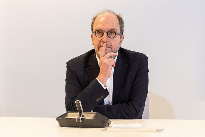 “Dit is om miserie vragen”: burgemeester van Anderlecht blijft bij ...