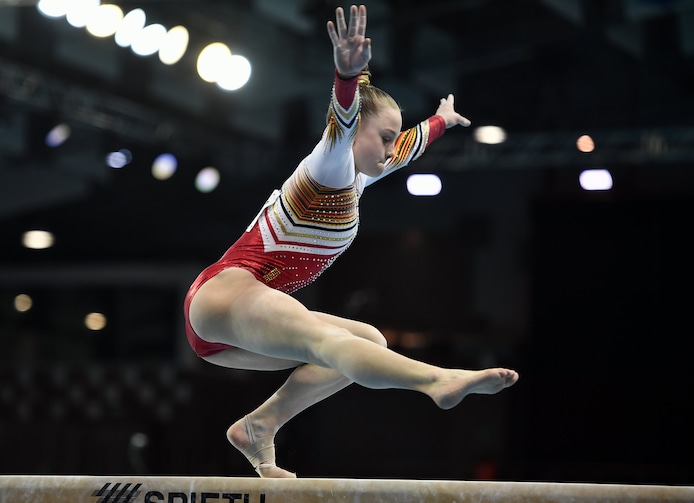 Turnster Jade Vansteenkiste kan dankzij sponsor zorgeloos richting ...