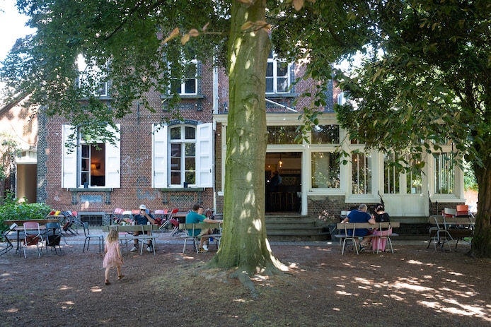 Eindelijk mooi weer: op deze 7 terrasjes in regio Antwerpen geniet je van de zon | Restotips ...