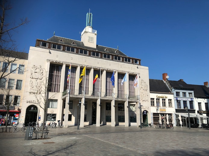 Turnhout lanceert nieuw meldpunt: inwoners kunnen zwerfvuil en defecten ...