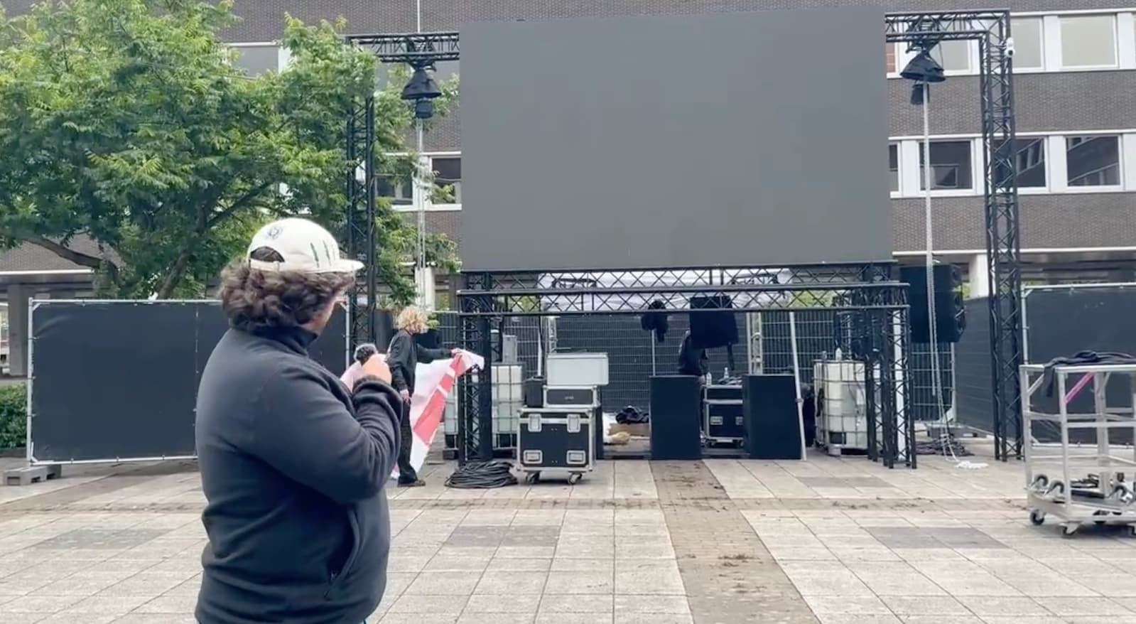 Groot WK-scherm in centrum Genk in opbouw: “We proberen zelfs de ...