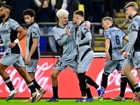 Anderlecht ontsnapt in slotseconden aan ultieme gelijkmaker van AA Gent ...
