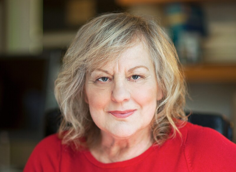 Ontroerende komedie ‘De Fancy Fair’ van Sue Townsend strijkt eind ...