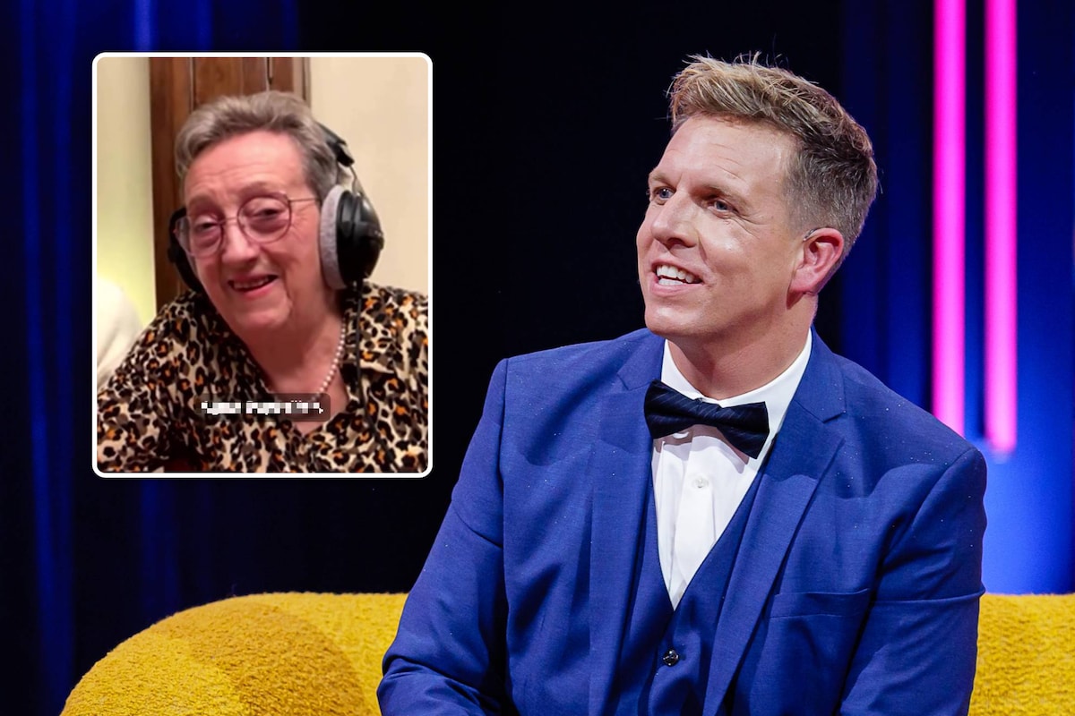 James Cooke herenigd met leerkracht die hem door moeilijke schooltijd ...