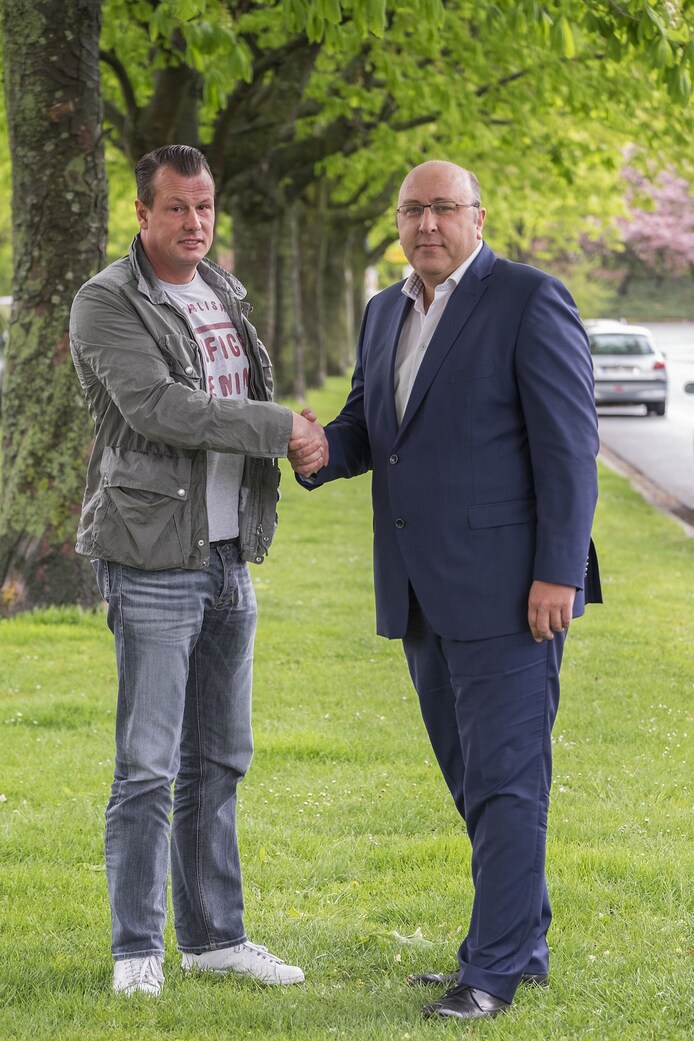 "Zaterdag begrafenis van mijn moeder, zondag speelt mijn club voor de ...