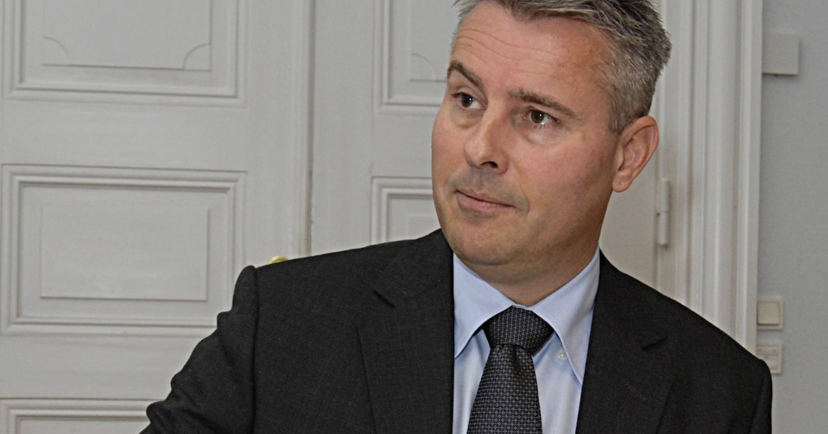 Duizenden beelden en kinderseks­pop: Deense oud-minister krijgt ...