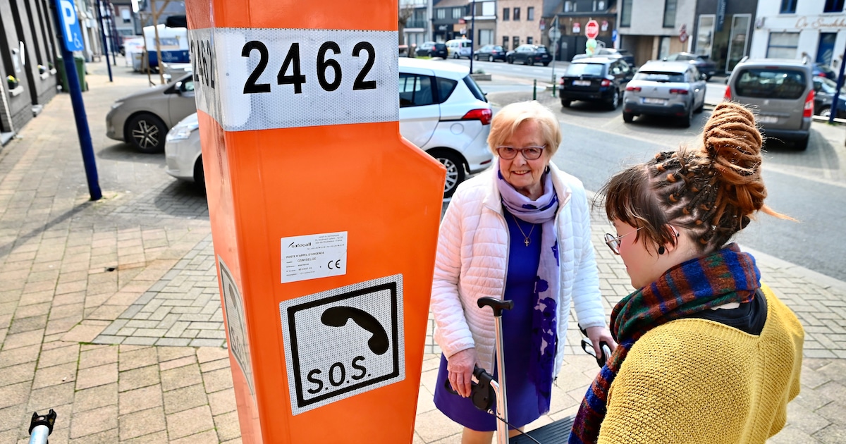 ‘Parlevinkende Praatpaal’ verzamelt verhalen om 50 jaar E17 te vieren ...