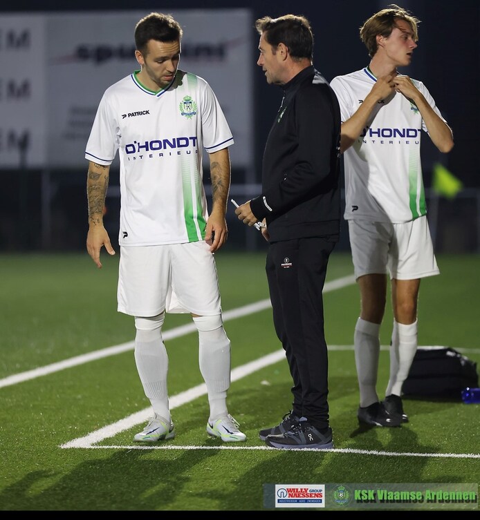 Met goal en twee assists loodst Mathias Vanden Berghe KSK Vlaamse ...