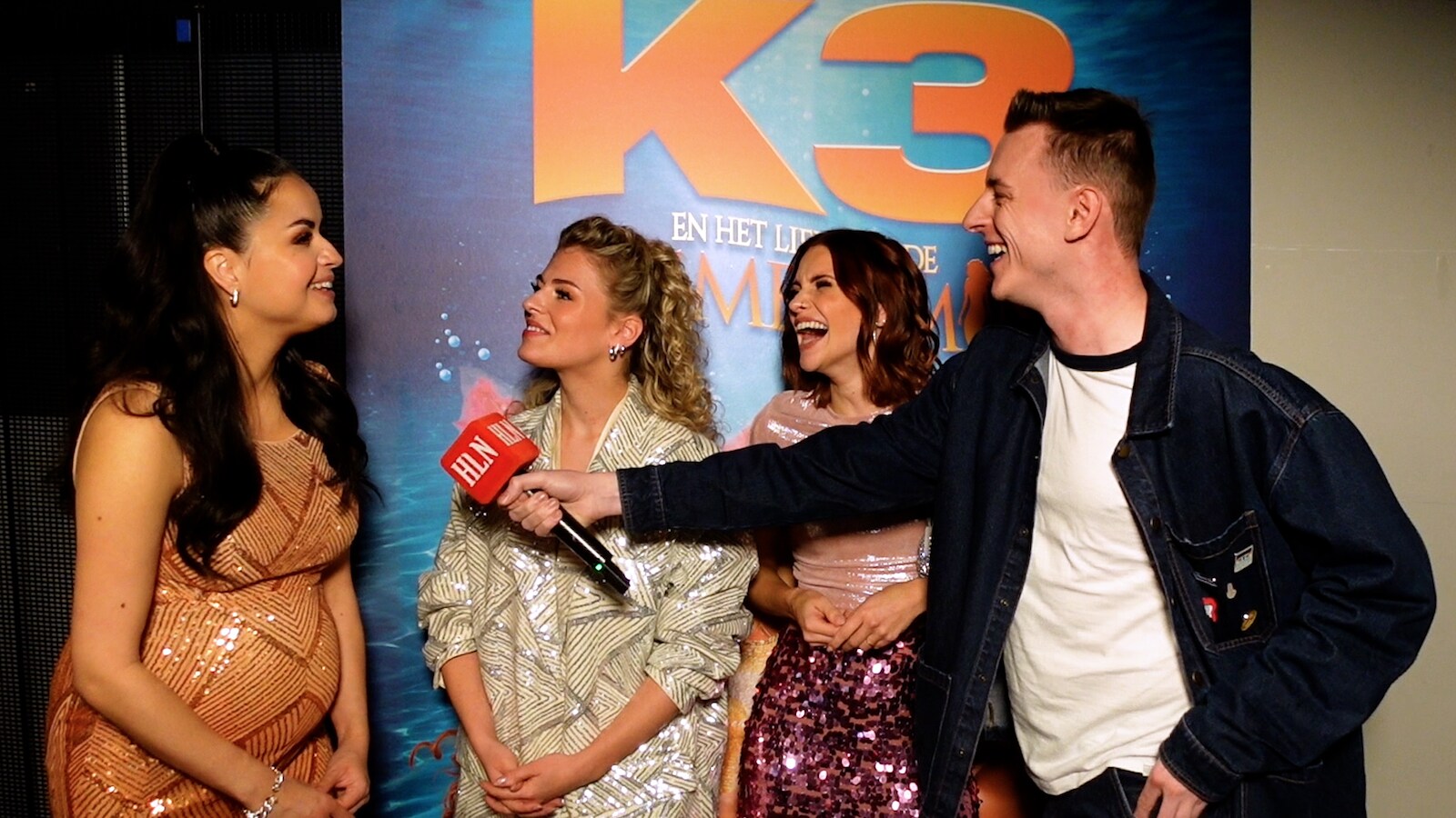 Hanne, Julia en zwangere Marthe schitteren op K3-filmpremière: “Binnen de vijf minuten wordt er ...