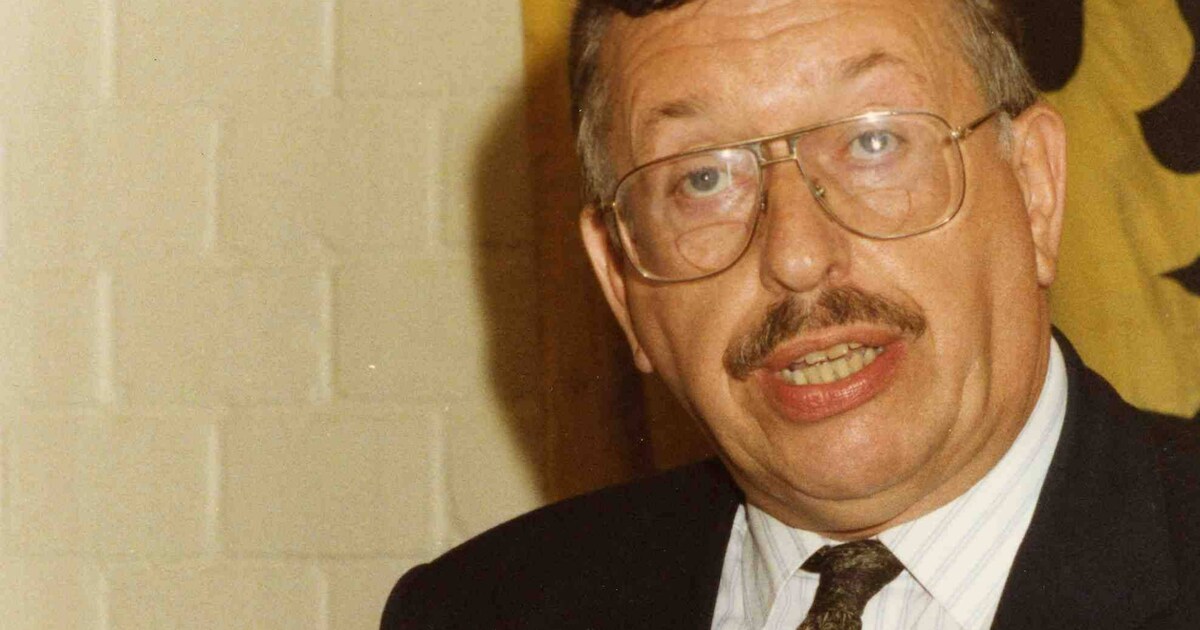 Roeland Raes (90) trekt kandidatuur Vlaams Belang-lijst in Aalter in na ...