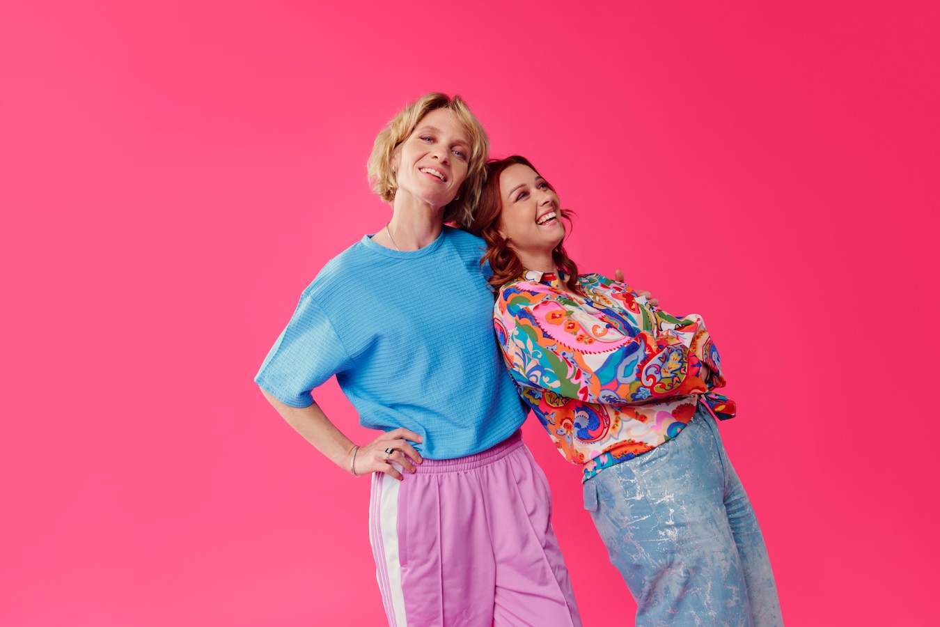 Lotte Vanwezemael en Dorianne Aussems geven zich ‘BLOOT’ op MNM: “Een show over liefde en seks ...