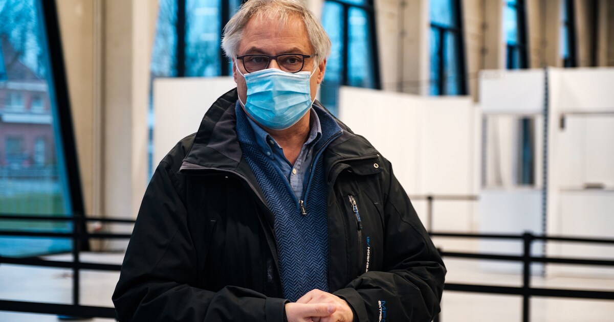 Vaccinatiecentrum RupeLaar wil eind september afronden | Niel | HLN.be