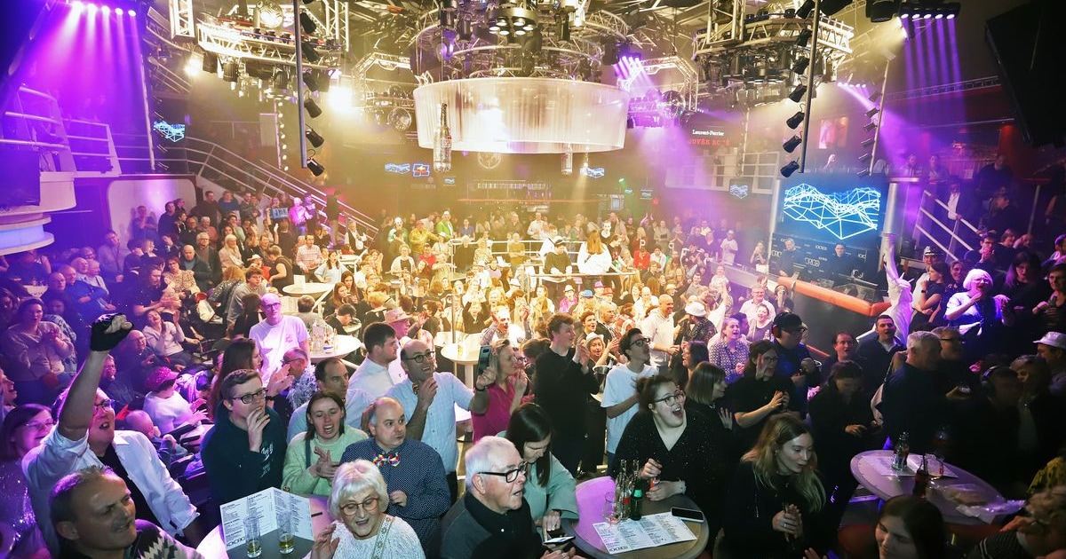 “Iedereen danst met iedereen, het maakt niet uit hoe je eruitziet”: dit ...