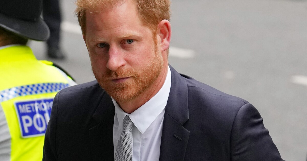 Buckingham Palace schrapt titel van prins Harry op website | Royalty ...