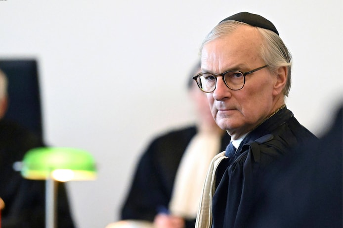 Hans Rieder, advocaat Dries Van Langenhove, moet voor tuchtraad ...