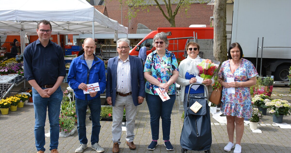 Winnaars marktactie krijgen boodschappencaddie en Zultebonnen | Zulte ...
