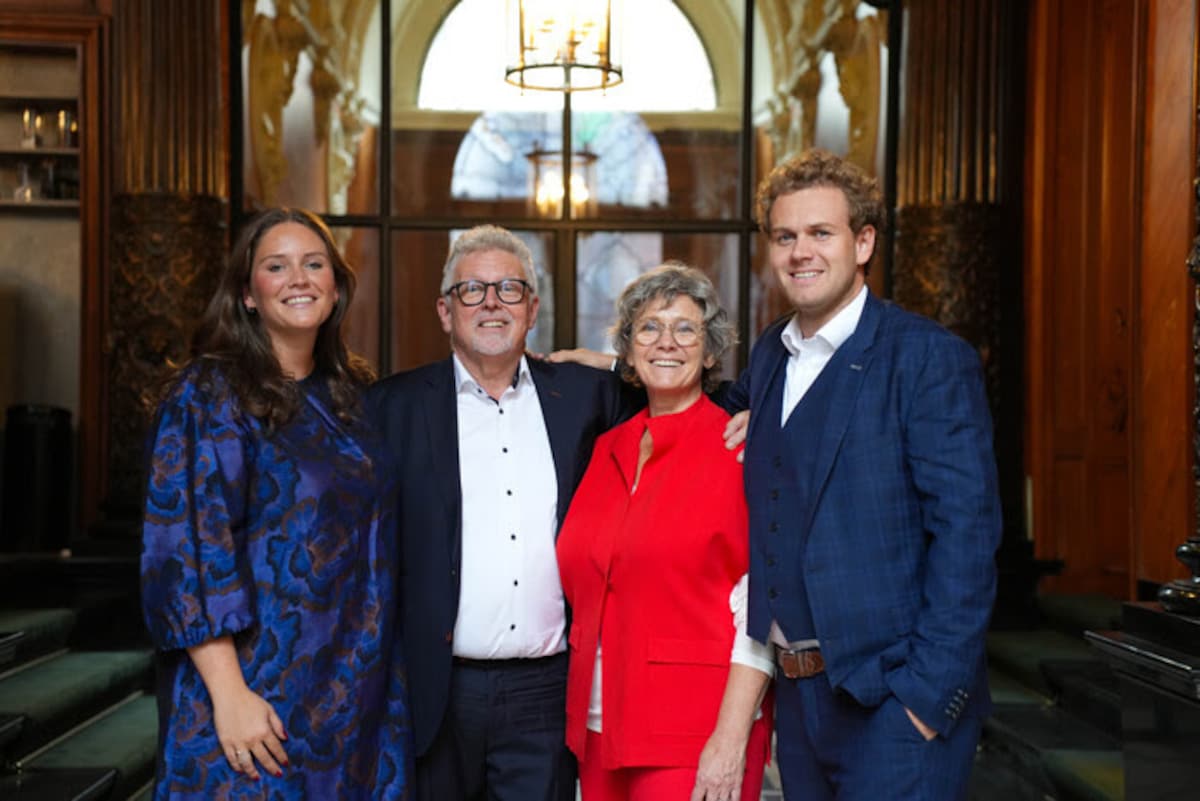 Toekomst verzekerd bij ERA Bossuyt: Sofie en Jérôme treden toe tot ...