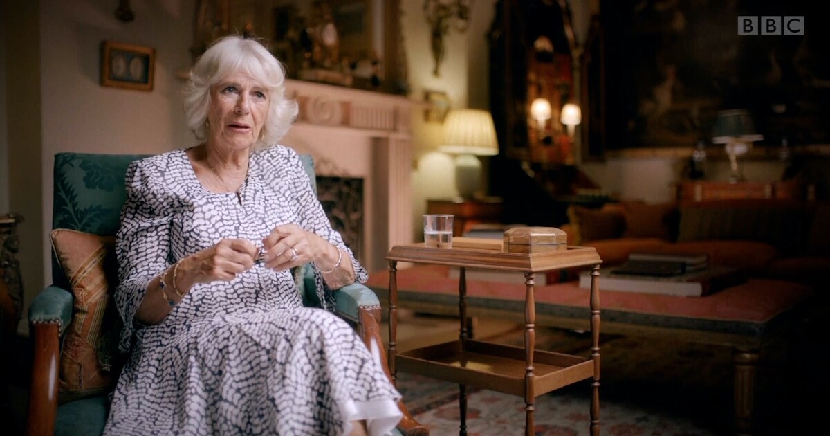 Camilla eert Elizabeth als 'eenzame vrouw' in een mannenwereld: “Ik ...