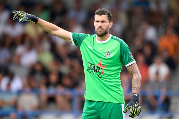 Doelman Michael Verrips (FCV Dender) heeft een band met de fans: “Leuk ...