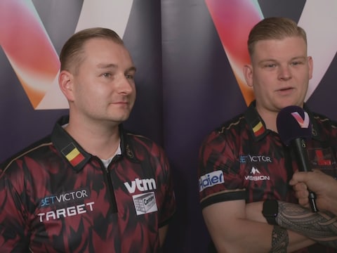 Tijd voor de Red Arrows! Winnen ze hun opener tegen Hongkong? | Sport ...