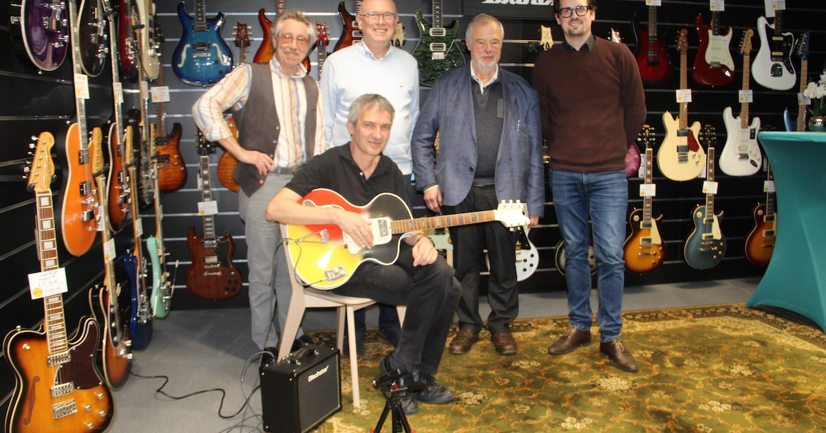 Zeldzame ‘Brigitte Bardot’-gitaar lag jaren stof te vergaren in Waregem ...